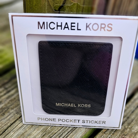 Michael Kors | Accessories | Michael Kors Saffiano Leather Phone Pocket ...